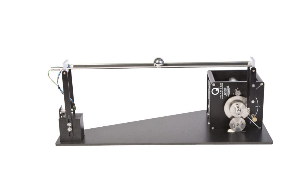 2 DOF Inverted Pendulum/Gantry - Quanser